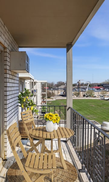Apartments in Roseville, MN | Hamline Terrace