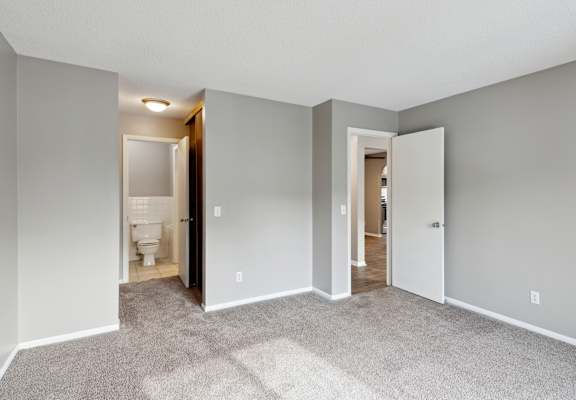 Apartments for Rent in Eagan, MN | Cedarvale Highlands