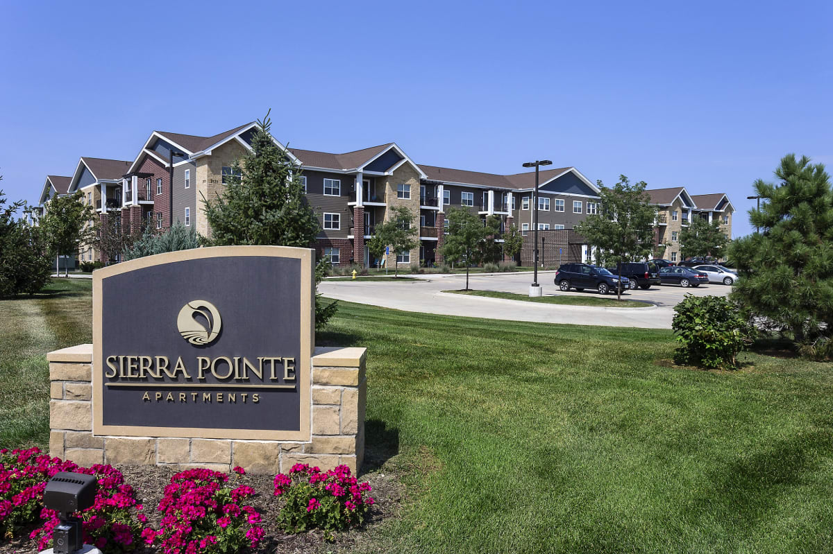 Photos and Video of Sierra Pointe Apartments in West Des Moines, IA