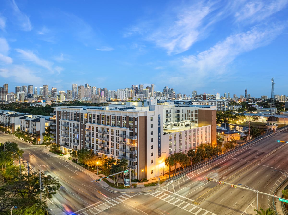 Photos and Video of Riverhouse at 11th Apartments in Miami, FL