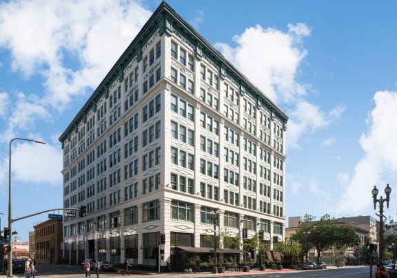 Apartments in Downtown Los Angeles | San Fernando Building
