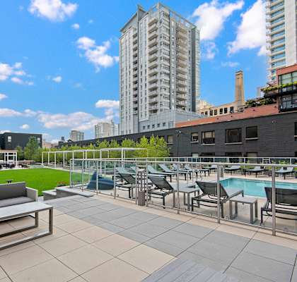 River North, Chicago Apartments | River North Park