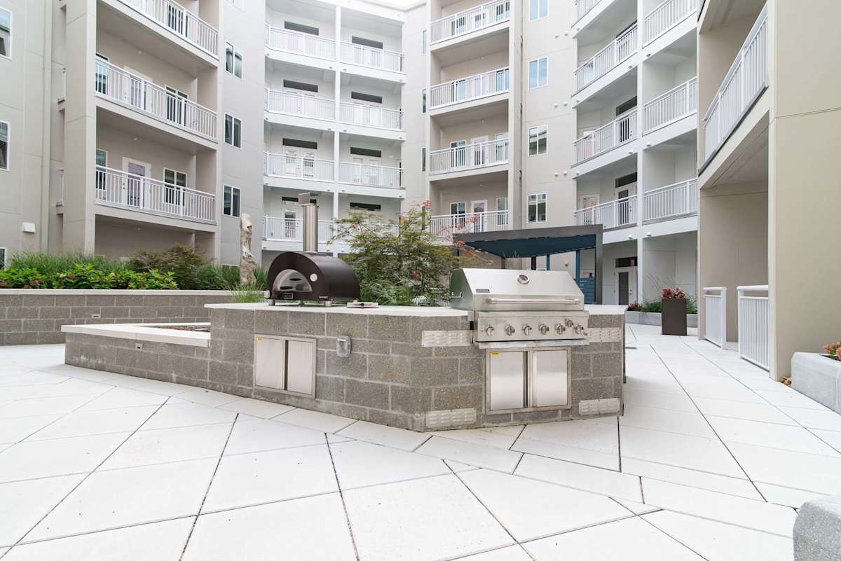 Studio, 1 & 2 Bedroom Residences at NOVI | Apartments in Concord NC