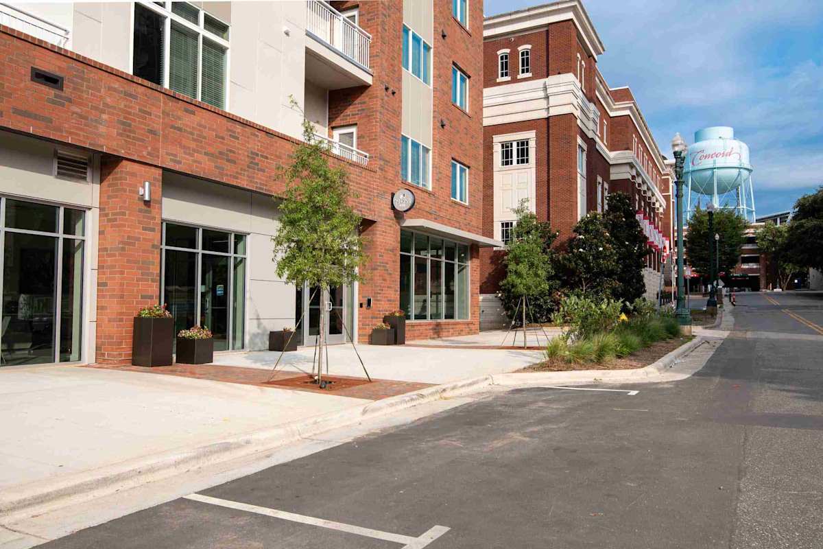 Studio, 1 & 2 Bedroom Residences at NOVI | Apartments in Concord NC