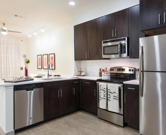 Downtown Luxury Apartments Austin | Lamar Union