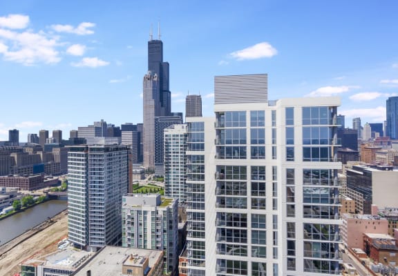 The Elle Apartments | Apartments in Chicago, IL