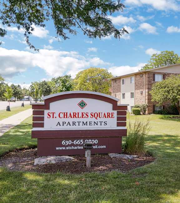 Carol Stream Apartments | St. Charles Square | Home