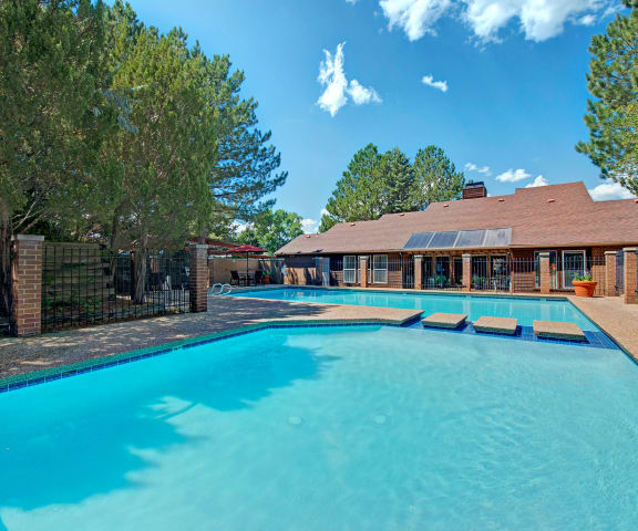 Windtree Apartments in Garden Ranch - 2530 Paragon Dr | Colorado ...