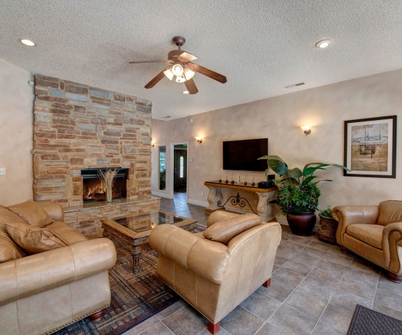 Windtree Apartments in Garden Ranch - 2530 Paragon Dr | Colorado ...