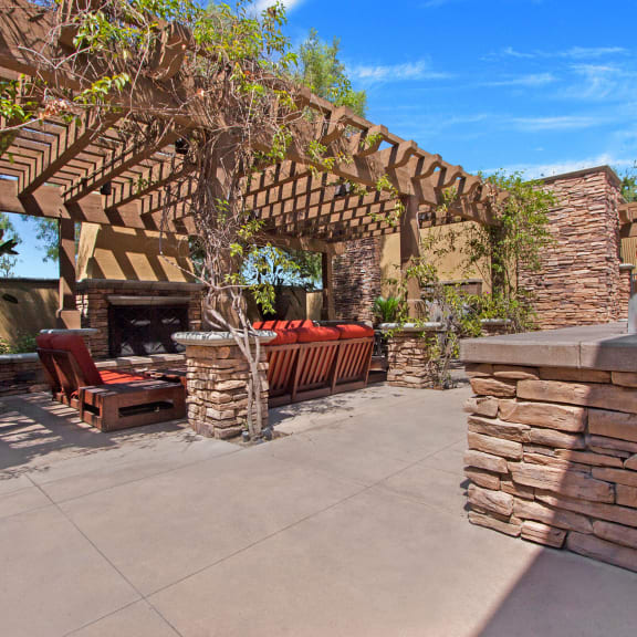 Vesada Apartments| Apartments for Rent in Riverside, California