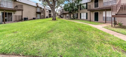 BORDERS | Apartments in Brownsville, TX