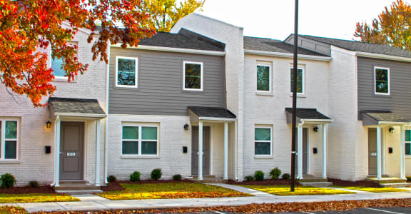 Bell Diamond Manor | Apartments in Norfolk, VA