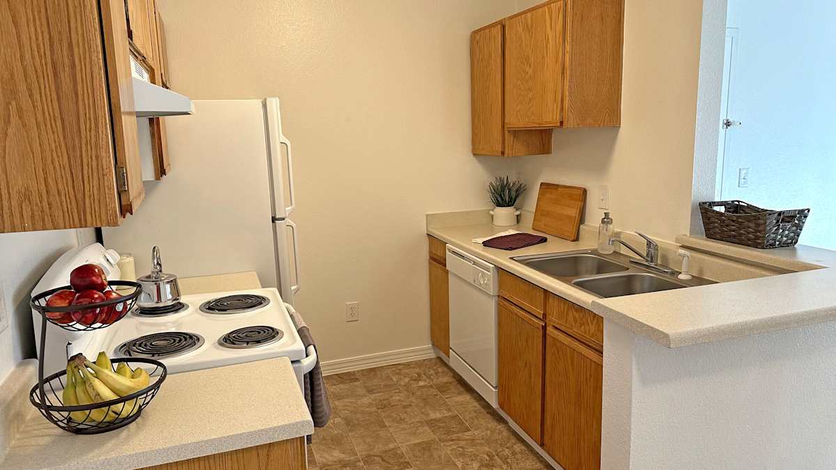 Apartments near Salt Lake Community College | Bridgeside Landing