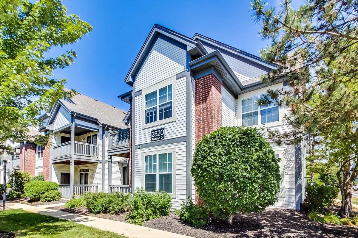 Photos and Video of The Aventine at Oakhurst North in Aurora, IL