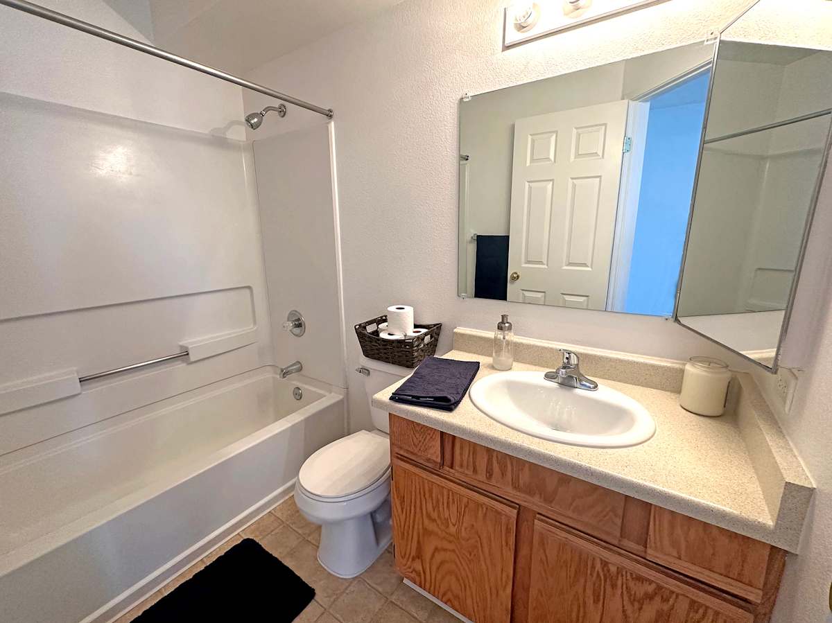 Apartments near Salt Lake Community College | Bridgeside Landing