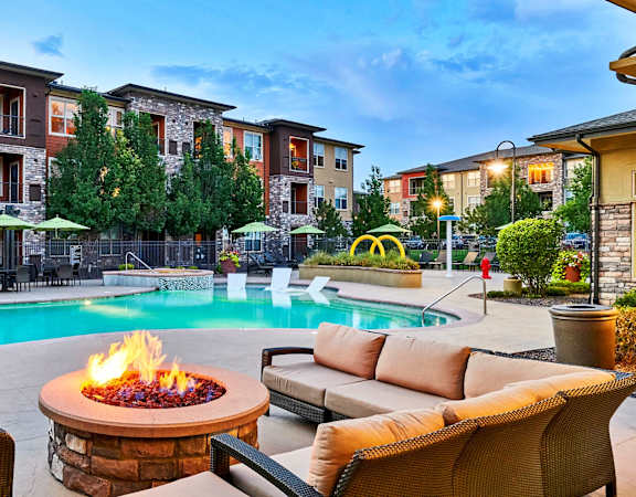 Acadia at Cornerstar Apartments in Aurora, CO near Denver & Parker