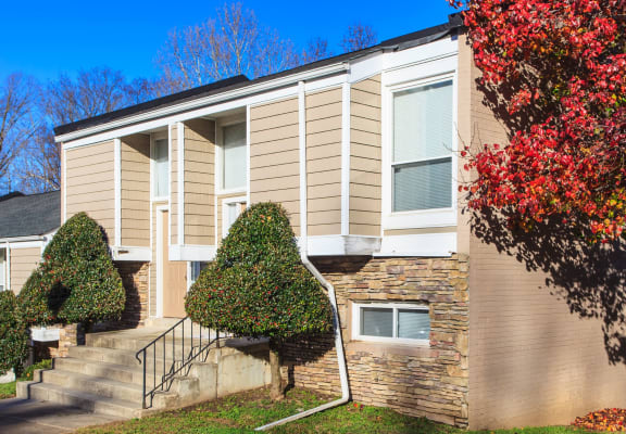 Jackson Pointe Townhomes | Apartments in Highland Springs, VA