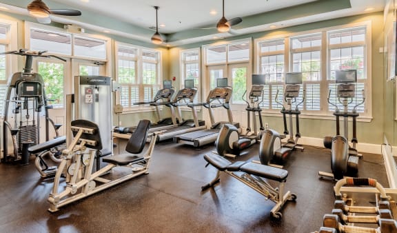 Windward Long Point Apartments in Mount Pleasant, SC near Charleston