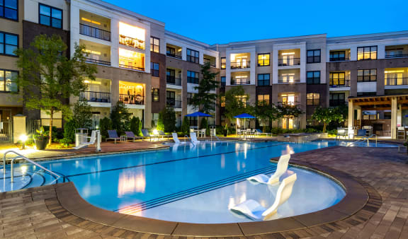 Luxury Apartments in Decatur, GA | Reserve Decatur | Home