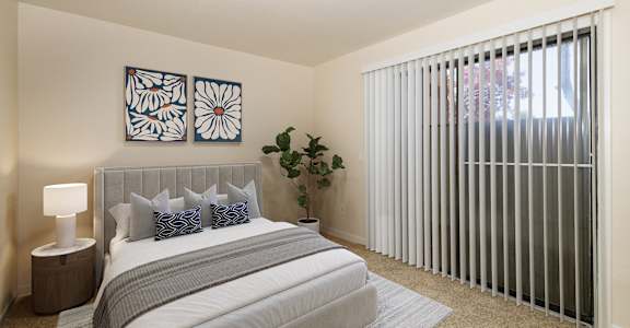 Apartments in Rocklin, CA | Rocklin Manor Apartments