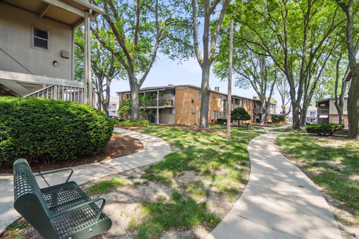 Amber Apartments | Custom Page