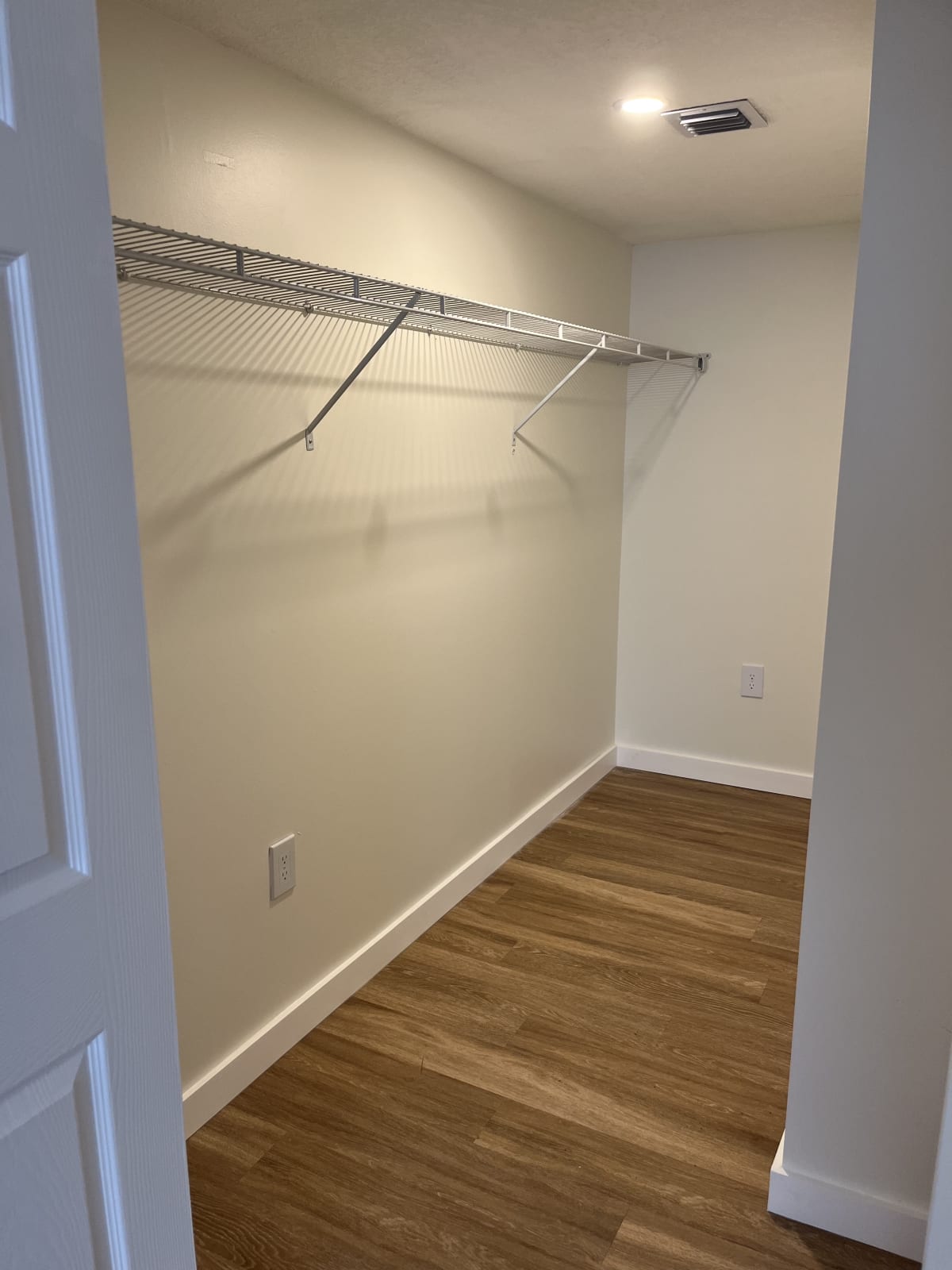 Tropical Pointe @ Biscayne Gardens | Images