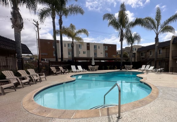 The Meadowlark Apartments | Apartments in San Marcos, CA