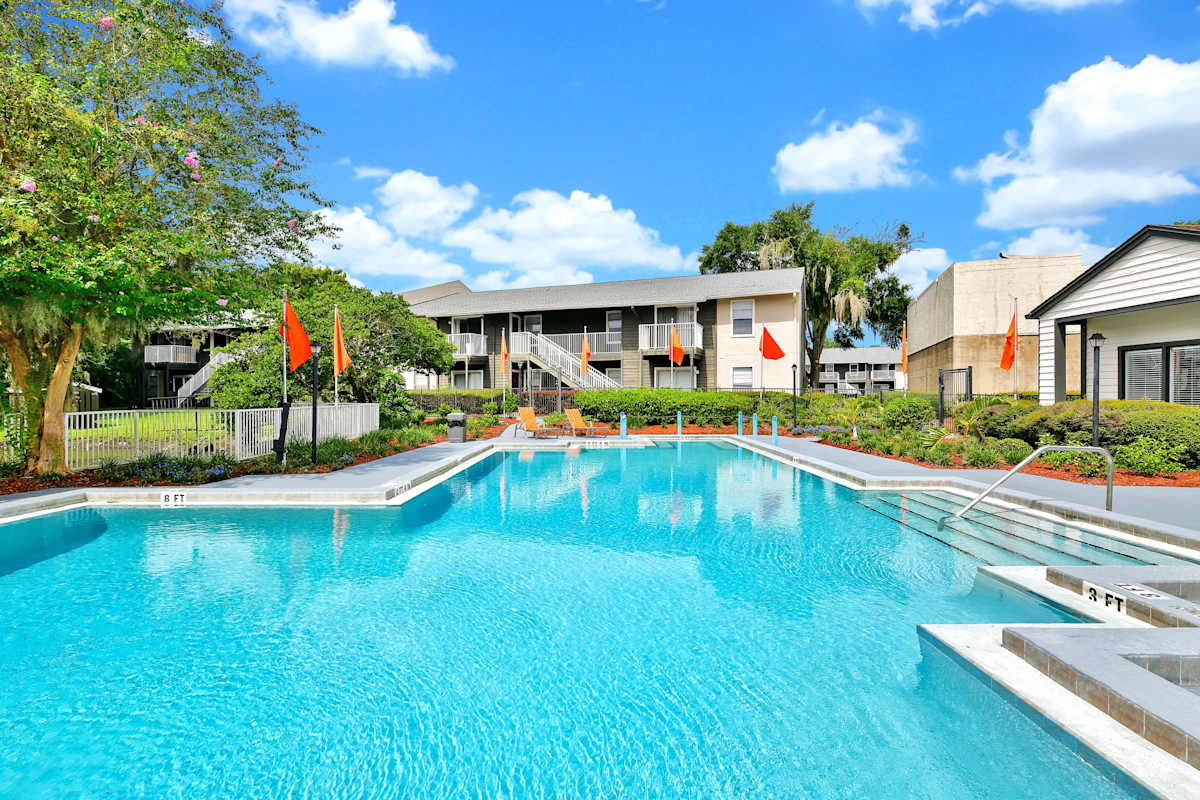 Apartments in Rosemont, Orlando | Village Springs | Home