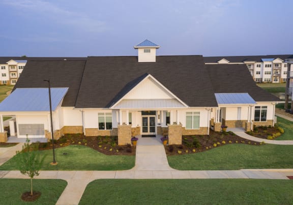 Madison, AL Apartments | The Edison at Madison