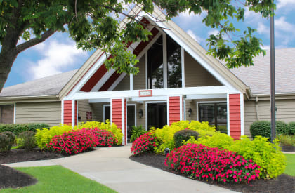 Deercross Apartments | Home