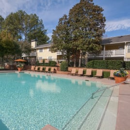 Glen Lake | Apartments in Atlanta, GA