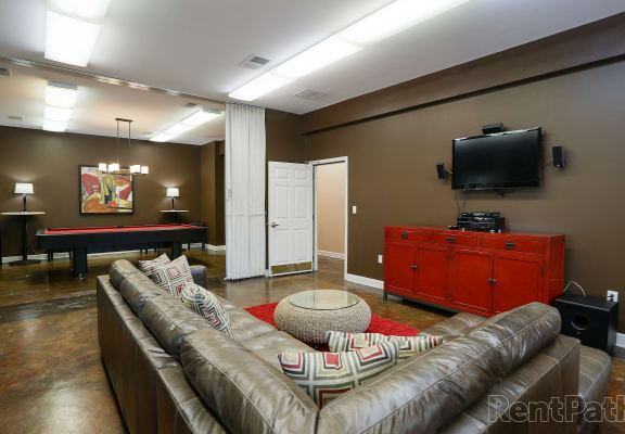 Uptown Square Apartments | Apartments in Memphis, TN