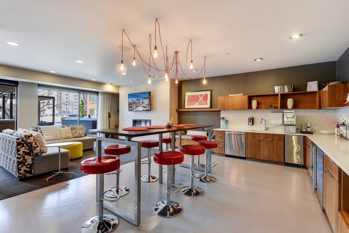 Northeast Minneapolis Apartments | Red 20 Apartments
