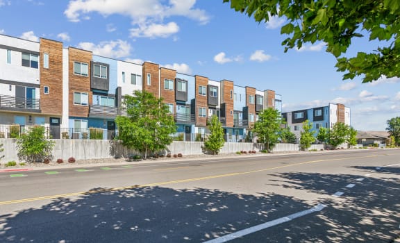 Summit Ridge Townhomes | Apartments in Reno, NV
