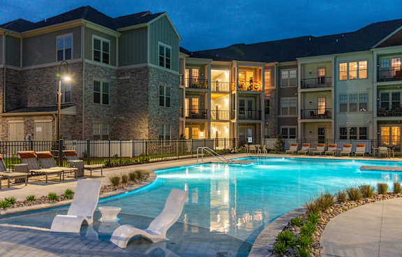 Apartments in Williamsburg | The Whitworth