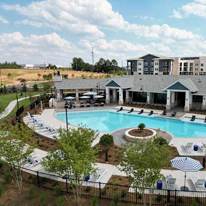New Apartments in McDonough, GA | The Crest at South Point