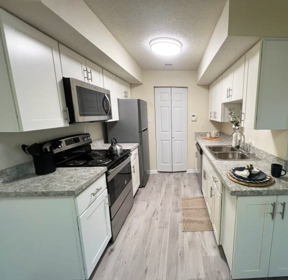 Monroeville Apartments | Belmont Ridge Apartments
