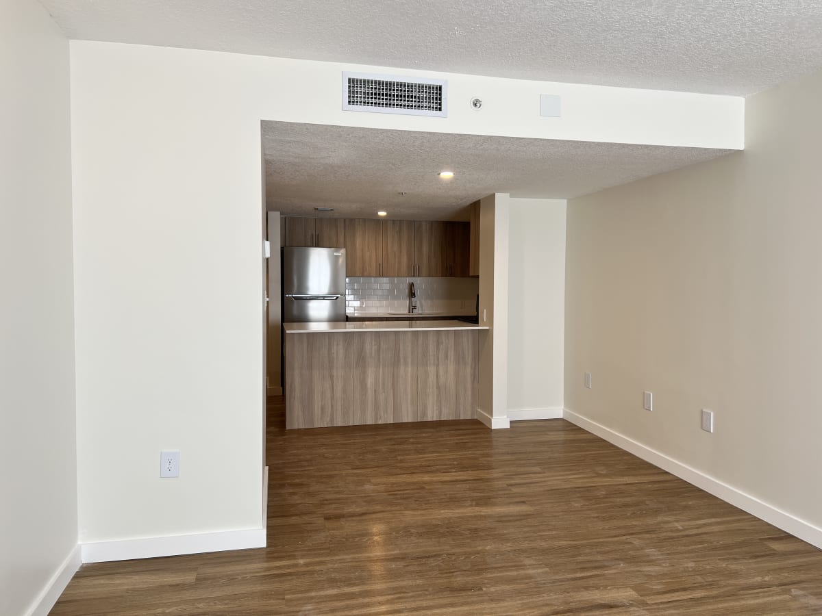 Tropical Pointe @ Biscayne Gardens | Images