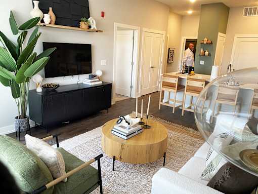 Floor Plans of Newton Place Apartments in Haslett, MI