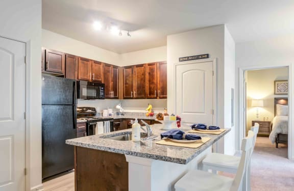 Coventry Square Luxury Apartments | Salisbury Apartments for Rent