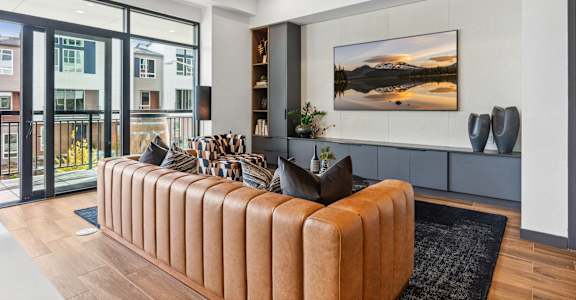 Apartments in Redmond, WA | Cru at Willows 124 | Home