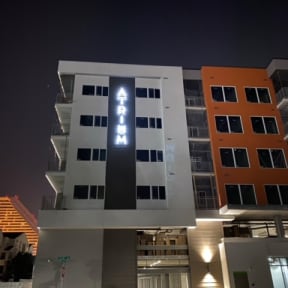 Tour Luxury Apartments Sparks | The Atrium at Victorian Square