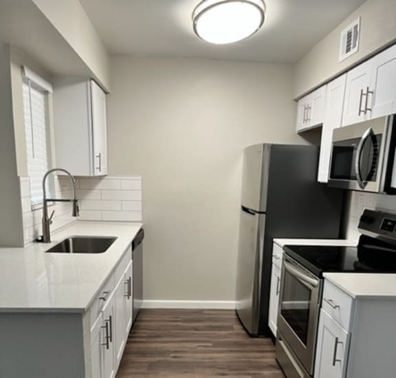 Escarlata 31 | Apartments in Phoenix, AZ