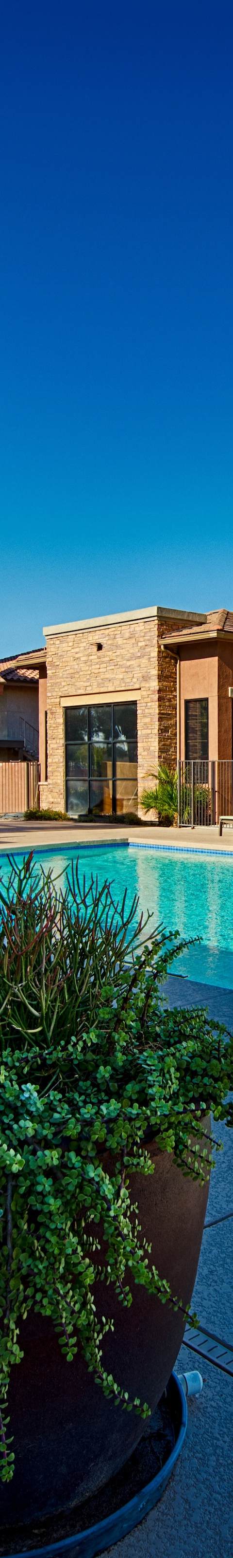 44th St and McDowell Apartments | Residences at FortyTwo25