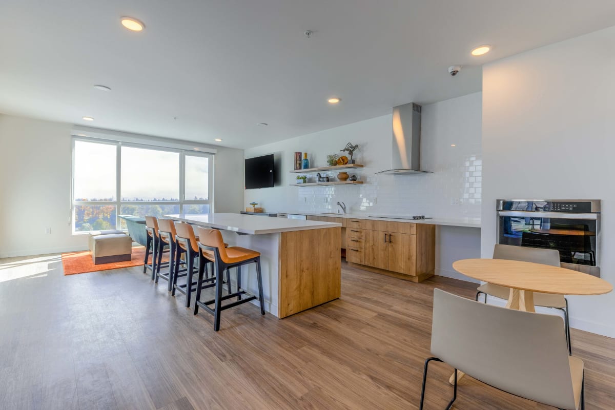 Pet-Friendly Apartments in Everett, WA | Riverfront Everett