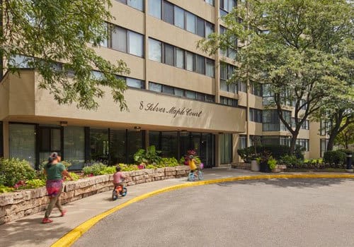 Apartments for Rent in Brampton | 8 Silver Maple Court