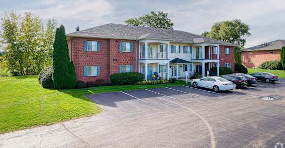 Canandaigua Apartments & Townhomes | Centerpointe Apartments