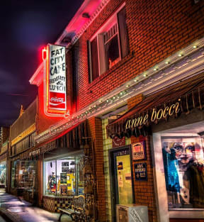 Multnomah Village Apartments | Apartments in Portland, OR