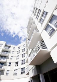 Courtside Apartments | Apartments in Miami, FL
