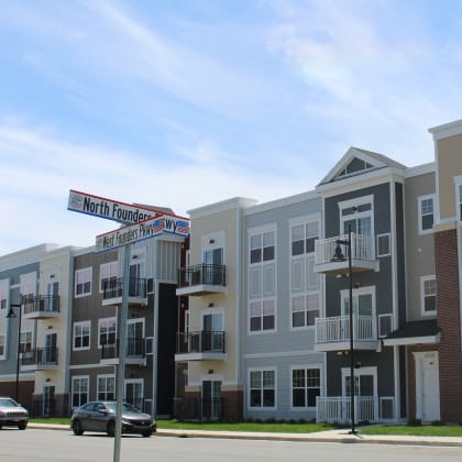 Apartments in Portage, IN | The Promenade at Founders Square